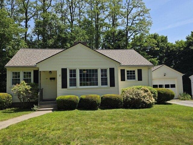 2 bedroom, Worcester MA 01602 103075080