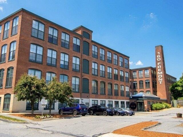 2 bedroom, Worcester MA 01603 102922821