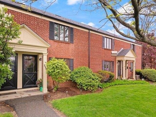 2 bedroom, Watertown MA 02472 LS103098532