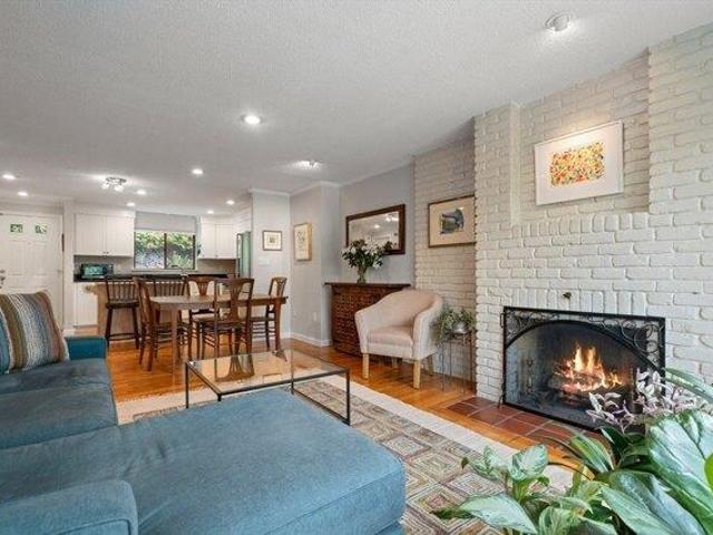 2 bedroom, Watertown MA 02472 104607509