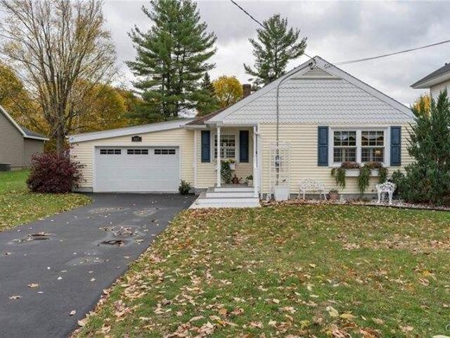 2 bedroom, Watertown NY 13601 LS96408943