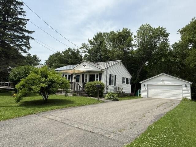 2 bedroom, Waterville ME 04901 103969016