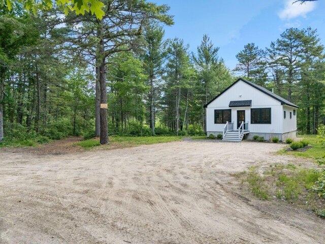 2 bedroom, Waterboro ME 04087 104654601