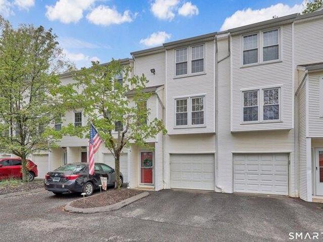 2 bedroom, Waterbury CT 06705 102443738