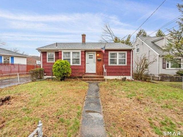 2 bedroom, Waterbury CT 06705 102585907