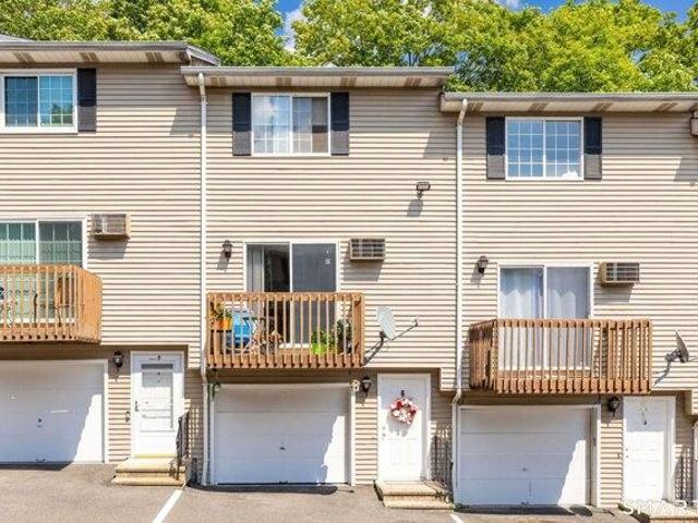 2 bedroom, Waterbury CT 06705 103623627