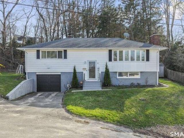 2 bedroom, Waterbury CT 06706 102314664