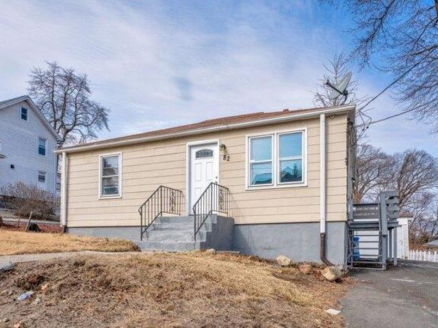 2 bedroom, Waterbury CT 06708 89163999