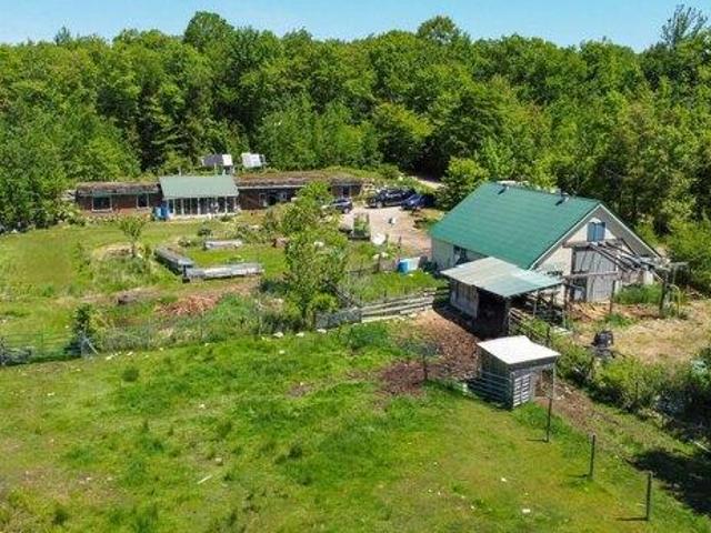 2 bedroom, Waterford ME 04088 104759875