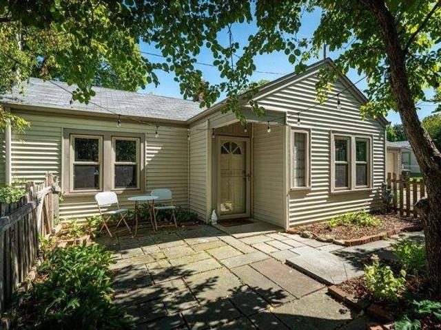 2 bedroom, Wauwatosa WI 53226 LS95045667