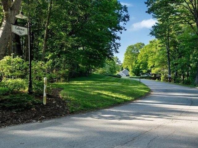 2 bedroom, Wayland MA 01778 104479204