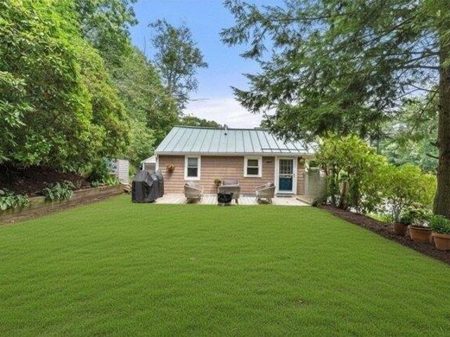 2 bedroom, Wayland MA 01778 105041263