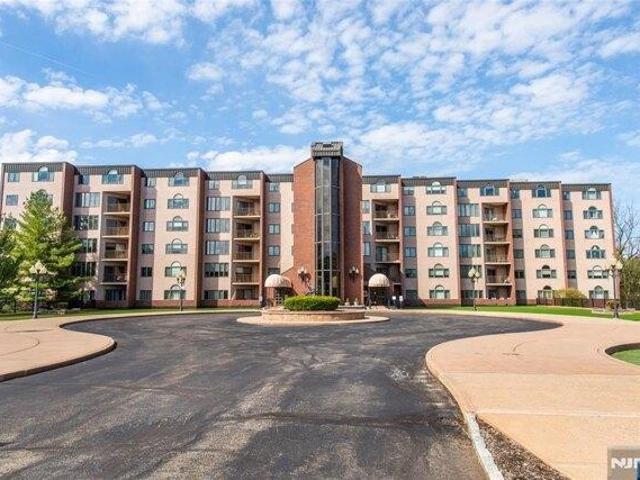 2 bedroom, Wayne NJ 07470 102775977