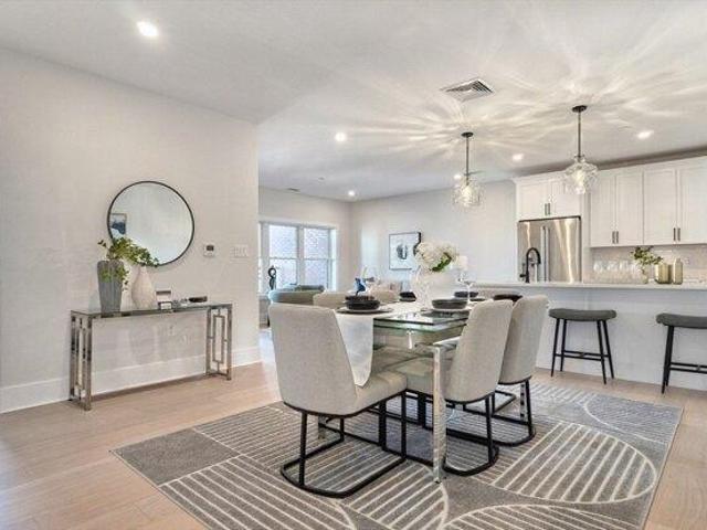 2 bedroom, Wakefield MA 01880 102312859