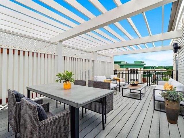 2 bedroom, Wakefield MA 01880 102633838