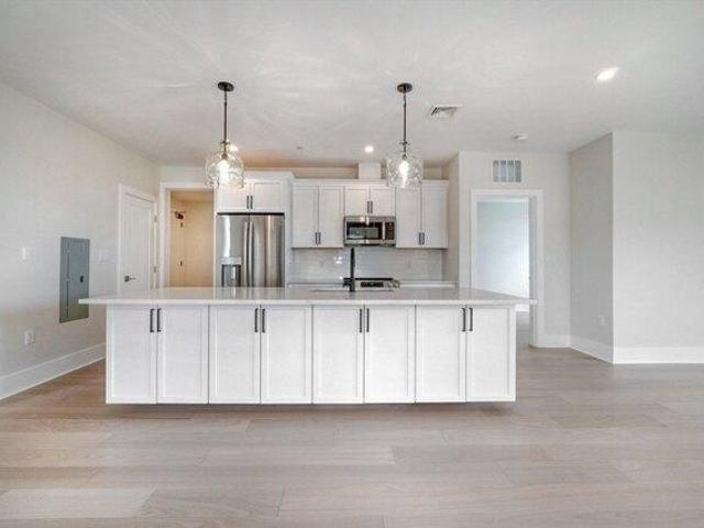 2 bedroom, Wakefield MA 01880 104480976
