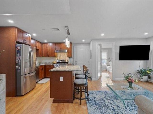 2 bedroom, Wakefield MA 01880 104654560