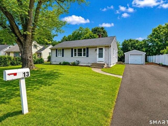 2 bedroom, Wallingford CT 06492 104904376