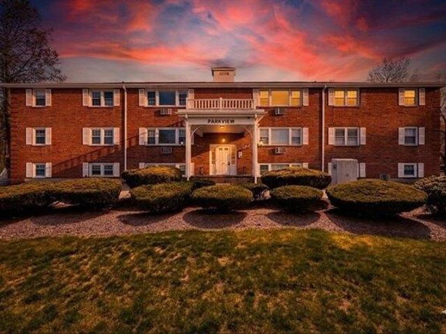 2 bedroom, Walpole MA 02081 102479208