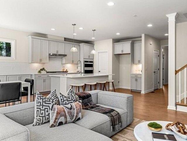 2 bedroom, Walpole MA 02081 104833440
