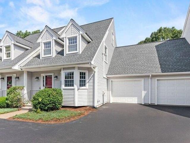 2 bedroom, Walpole MA 02081 104264500