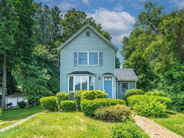 2 bedroom, Walpole MA 02081 104373692