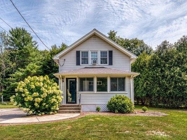 2 bedroom, Walpole MA 02081 105040864