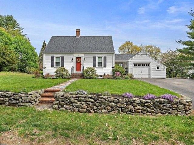 2 bedroom, Walpole MA 02032 102726001