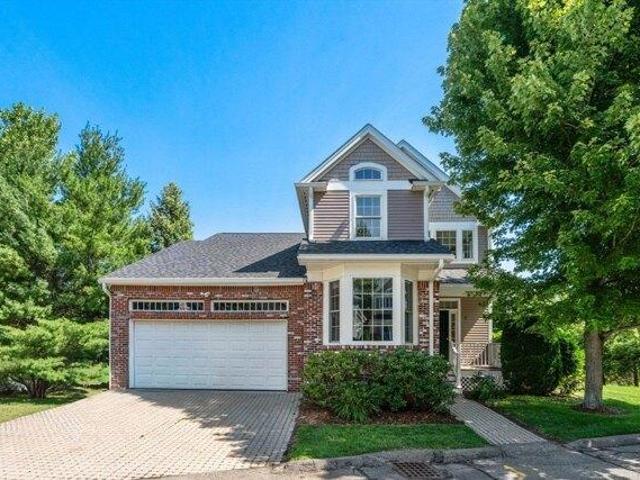 2 bedroom, Walpole MA 02032 104790470