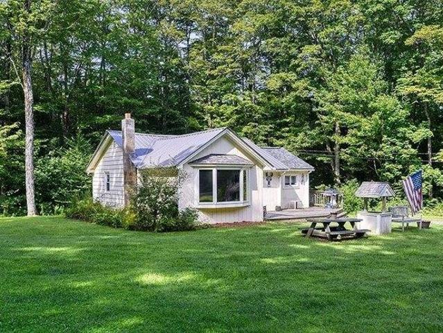2 bedroom, Walpole NH 03608 104376511