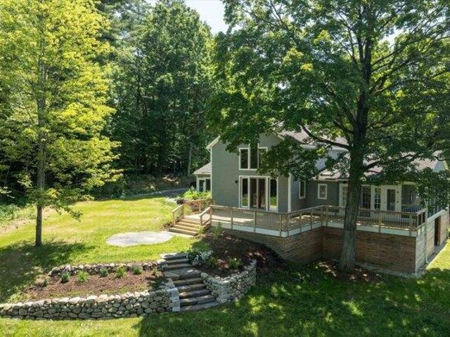 2 bedroom, Walpole NH 03608 105231397