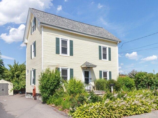 2 bedroom, Waltham MA 02453 104262431