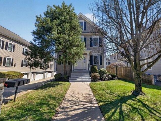 2 bedroom, Waltham MA 02453 LS101707840