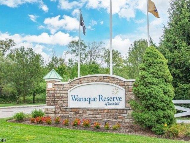 2 bedroom, Wanaque NJ 07465 102254995