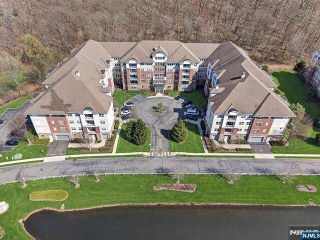 2 bedroom, Wanaque NJ 07465 102257614