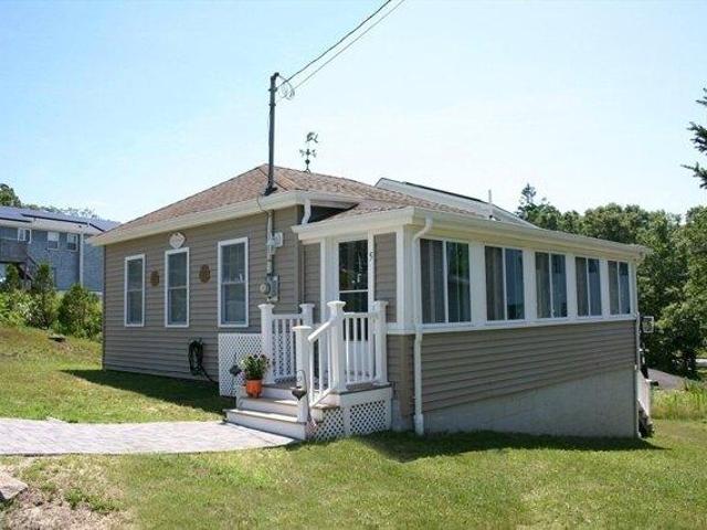 2 bedroom, Wareham MA 02558 104654137