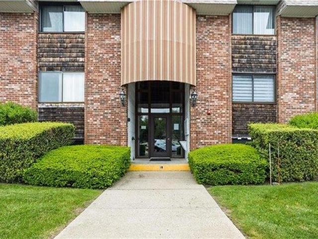 2 bedroom, Warren RI 02885 102479543