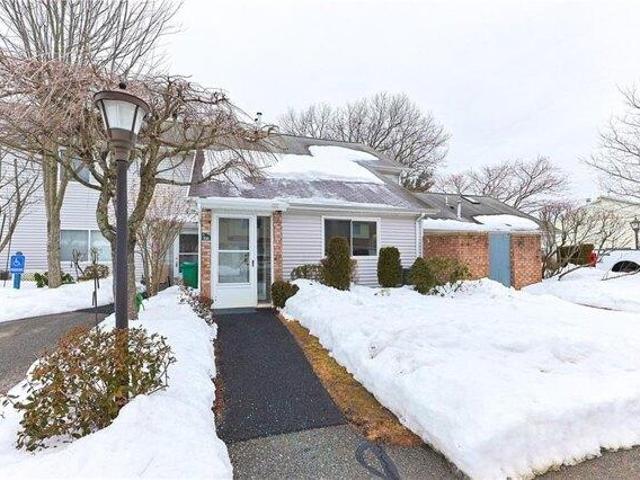 2 bedroom, Warwick RI 02886 101661430