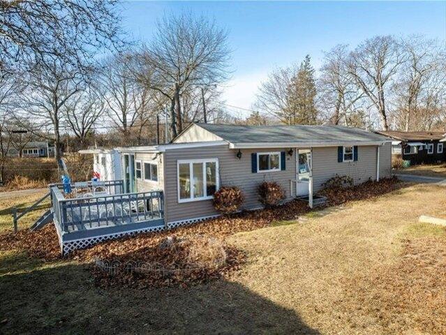 2 bedroom, Warwick RI 02886 102529831