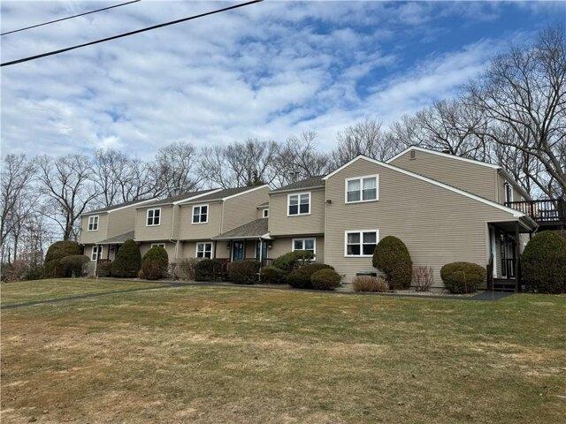 2 bedroom, Warwick RI 02886 104811021