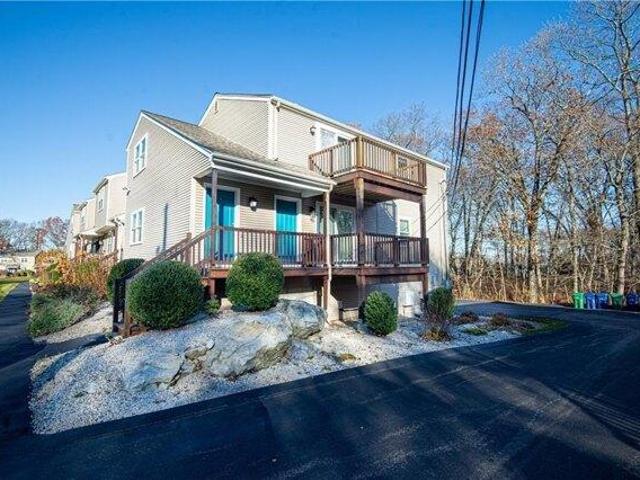 2 bedroom, Warwick RI 02886 LS101627654