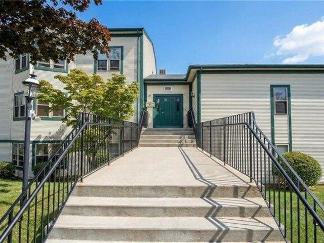 2 bedroom, Warwick RI 02886 LS102529442