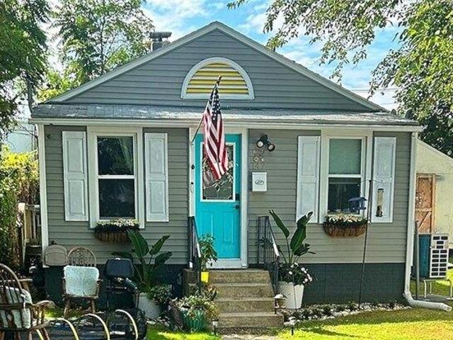 2 bedroom, Warwick RI 02888 105159947