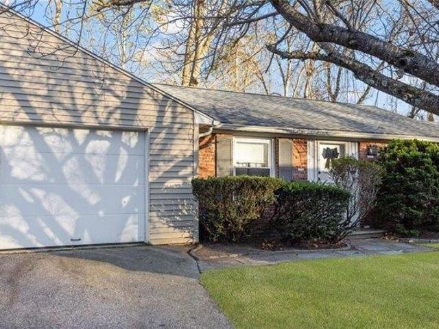 2 bedroom, Warwick RI 02889 102370148