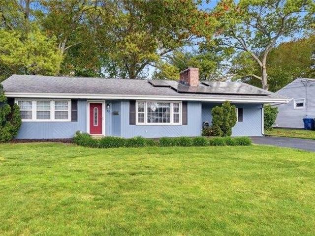 2 bedroom, Warwick RI 02889 103071738