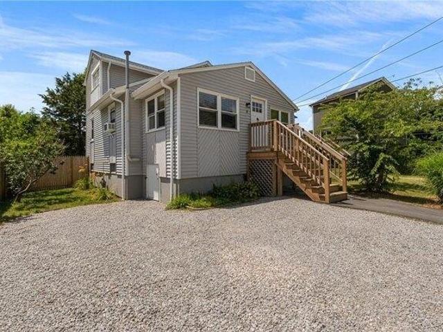 2 bedroom, Warwick RI 02889 104543216