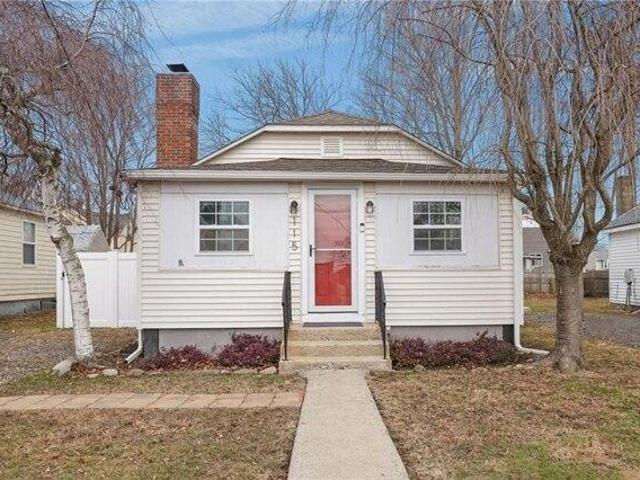 2 bedroom, Warwick RI 02889 LS101782909