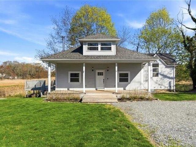 2 bedroom, Warwick RI 02889 LS102154217