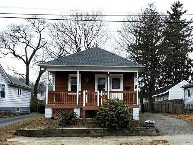 2 bedroom, Warwick RI 02889 LS102257320