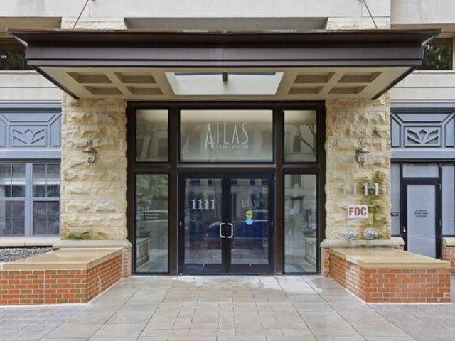 2 bedroom, Washington DC 20037 104900611